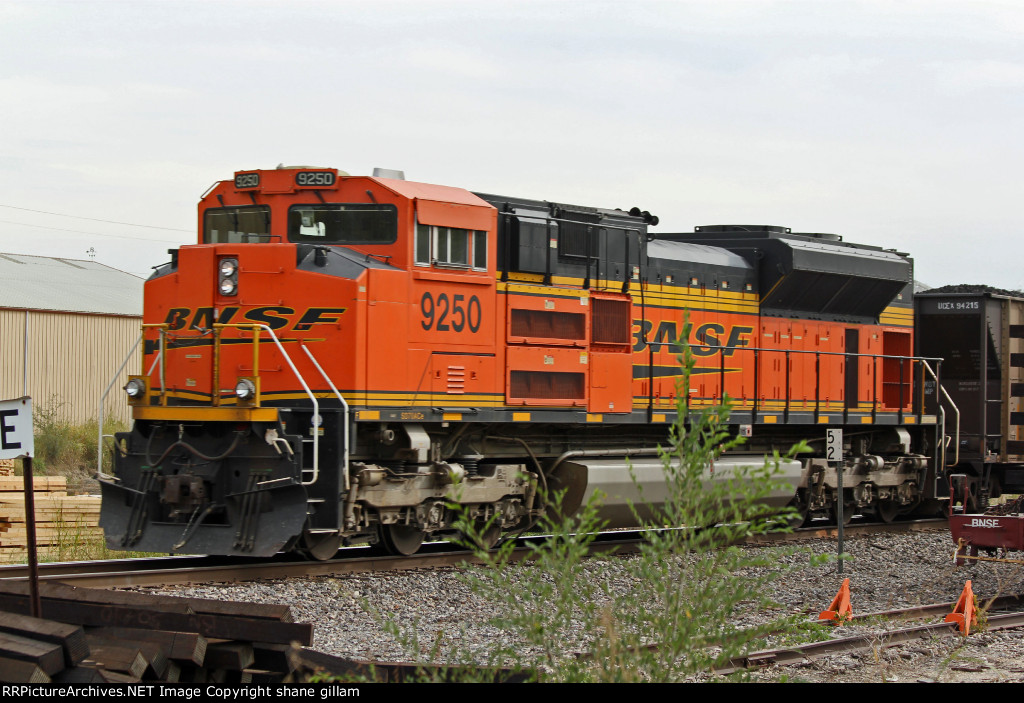 BNSF 9250